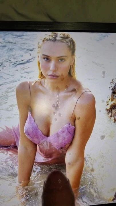 Alexis Ren Hommage Au Sperme XHamster