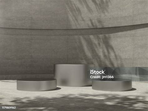 디스플레이용 금속 받침대 디자인 플랫폼 빈 제품 벽에 나무 그림자가있는 콘크리트 방 3d 렌더링 0명에 대한 스톡 사진 및 기타 이미지 Istock