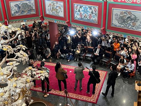 Гитарчин Гитарчин ая зохиогч продюсер Д Өлзий Орших