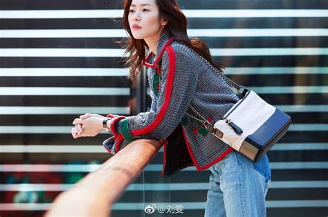 104 likes 2 comments v宝9119 vbao9119 on instagram “抓一缕春风藏在袋中