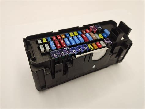 Circuit Blade Block Electronic Control Unit Replacement Pin Fuse Box For Car Suv Van Truck