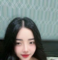 Qu Nh Nguy N Vietnamese Escort In Da Nang