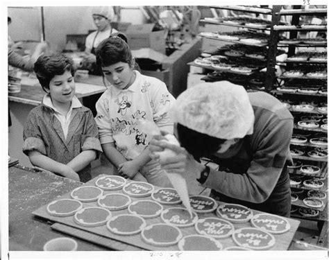 Baders Dutch Biscuit Co In The Seattle Pi 1980s Baders Cookies