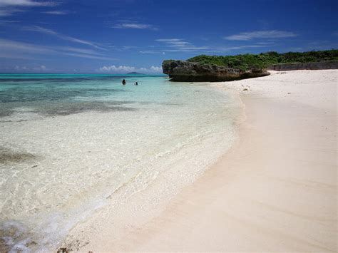 池間島 サンゴの海が美しいフナクス、通称ブロックビーチ J Trip Smart Magazine 沖縄
