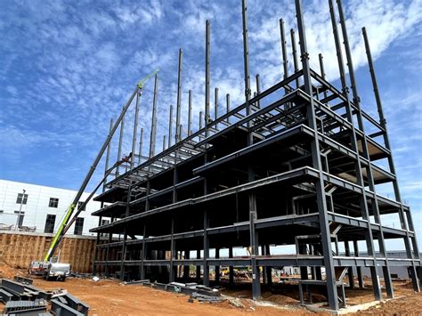 蔚蓝钢构百科：目前钢结构工程设计的要点需要注意什么 知乎