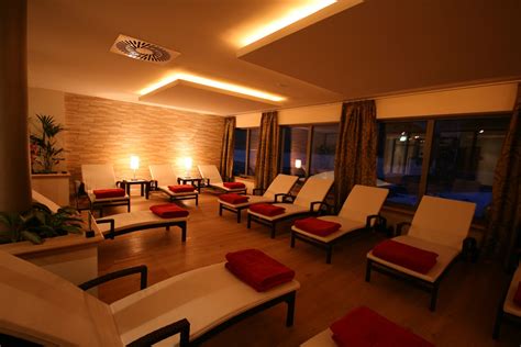 Bild Spa Liege Massiv Massage Beauty Moebel Anlage Bau Wellness Monte