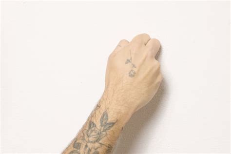 How To Find A Stud In A Wall With Without A Stud Finder Apartment Therapy