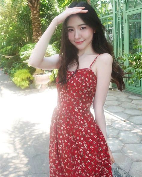 馬來網紅張安琪，白皙皮膚，飽滿身材，才貌雙全，火到中國