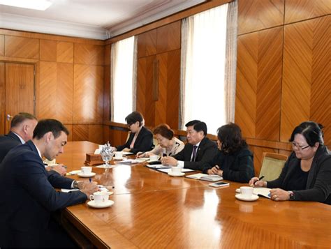 Байнгын хорооны дарга Б Энх Амгалан ОХУ аас Монгол Улсад суугаа Элчин сайдыг хүлээн авч уулзлаа