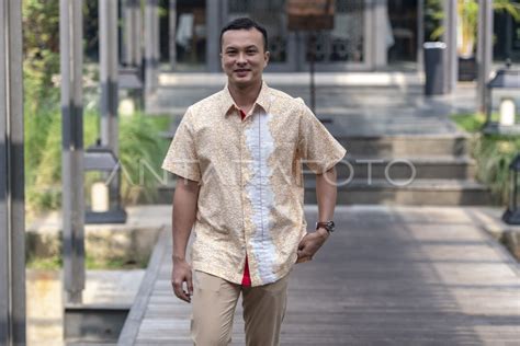 Aktor Nicholas Saputra Antara Foto