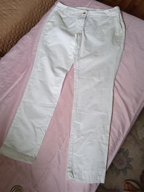 Білі брючки коттонові — ціна 125 грн у каталозі Брюки Купити жіночі речі за доступною ціною на