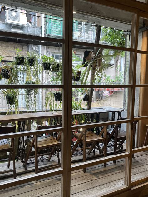 대만 타이베이 중산 카페거리에서 발견한 감성 카페 트립닷컴 타이베이