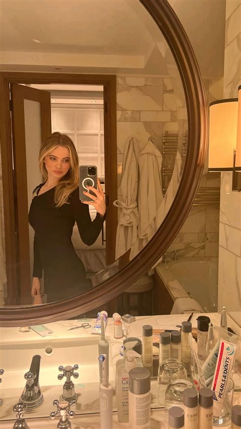Freya Mirror Selfie From Ig Stories R Freyaallan