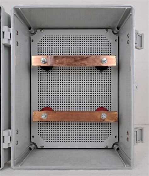 inge dc battery busbar combiner box for 2 4 batteries 600a ingedcbbcb