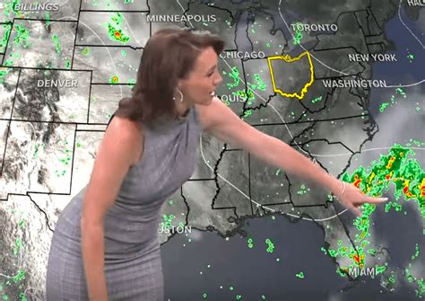 Betsy Kling R Curvynewswomen