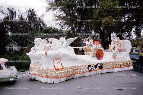 Fine Dixie Lily Foods Little Bobeep Cart Float Photo