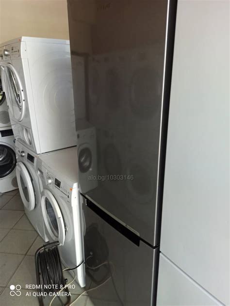 Продавам хладилник с фризер Самсунг Хладилник Самсунг Хладилници Фризери Ямбол Хладил