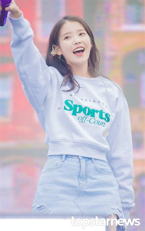 [hd포토] 아이유 Iu 무대 위에서 가장 행복한 지은이 뉴발란스 런온 서울 우먼스 네이트 뉴스