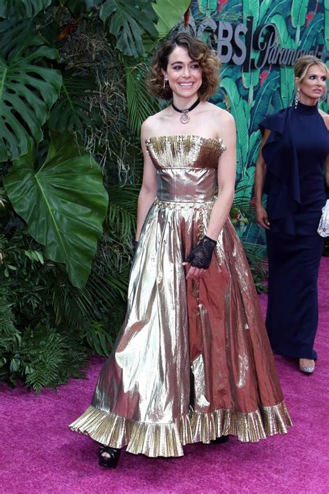 Tatiana Maslany Feet FeetDatabase Com Tatiana Maslany Feet FeetDatabase Com