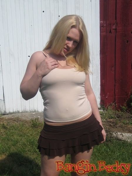 Getting Naked By The Barn Porn Pictures XXX Photos Sex Images PICTOA
