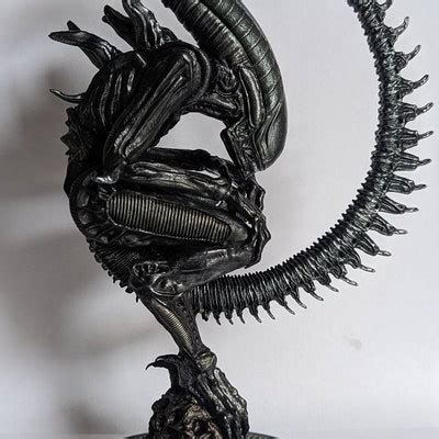 Dune Sandworm Facing Paul Atreides Shai Hulud 8k 3d Printed Resin Model Diorama Figurine Statue