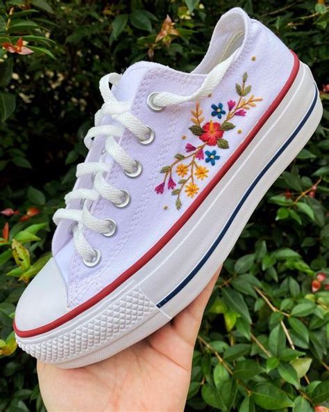 Fran Breda • Florirá On Instagram É Tal Qual Uma Jóia Florida Nos Seus Pés Colorindo Seus