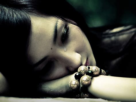 Men In Blank Tipe Cowok Ngadepin Ceweknya Nangis