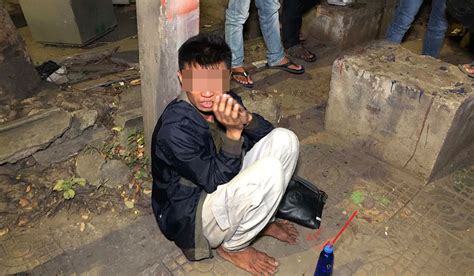 បាត់ ញឹក ពេក ម្ចាស់ផ្ទះ ចាំ មើល លុះ ចាប់ បាន ស្ដែង ៗ បុរស រូប នេះ ថា « គ្រាន់តែ ចូល ទៅ ដេក តែ