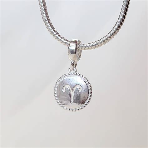 Berloque Medalha Signo Áries Prata 925 Força E Determinação