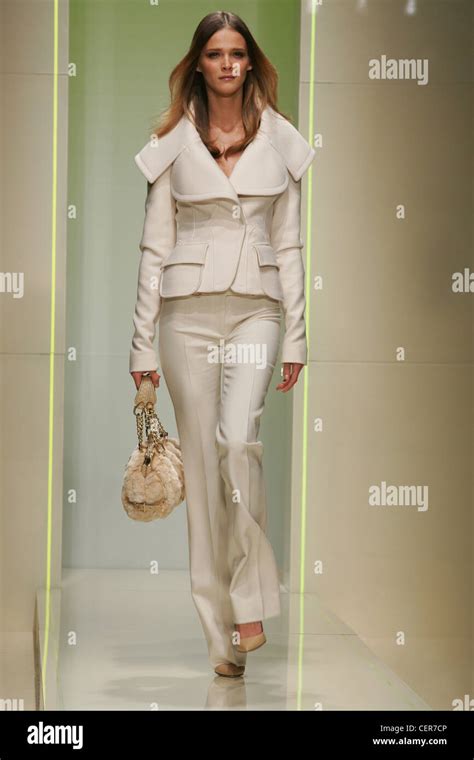 Versace Milan Ready To Wear Autumn Winter Estonian Model Carmen Kass In
