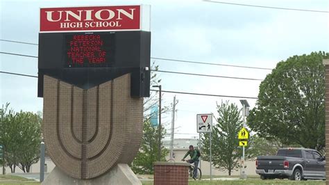 Tulsa High School Accused Of Hb 1775 Violation For Social Problems Class