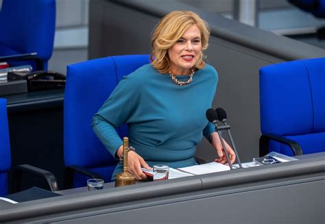 Julia Klöckner Weist Vorwurf Der Parteilichkeit Zurück