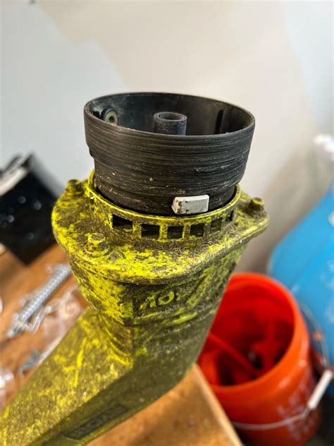 Is There Any Way To Remove This Trimmer Head For Replacement R Ryobi