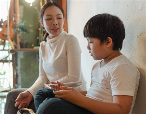 How Positive Reinforcement Works Better Than Scolding