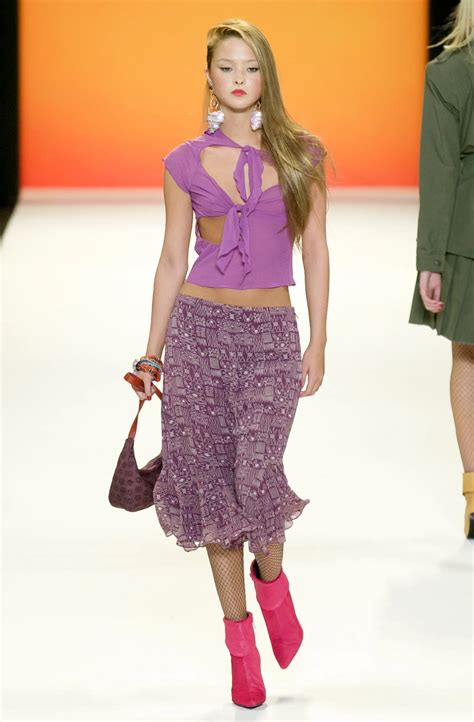 On Her 40th Birthday Revisit Devon Aokis Greatest Runway Moments Artofit