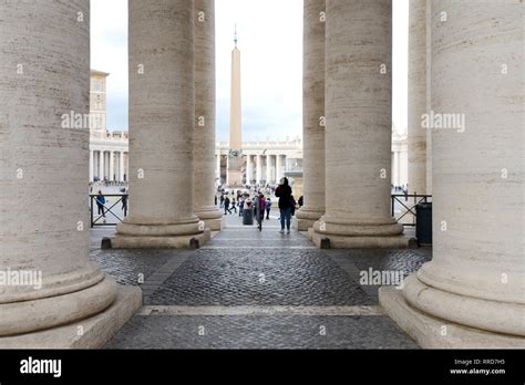 Classical Architecture Columns Hi Res Stock Photography And Images Alamy