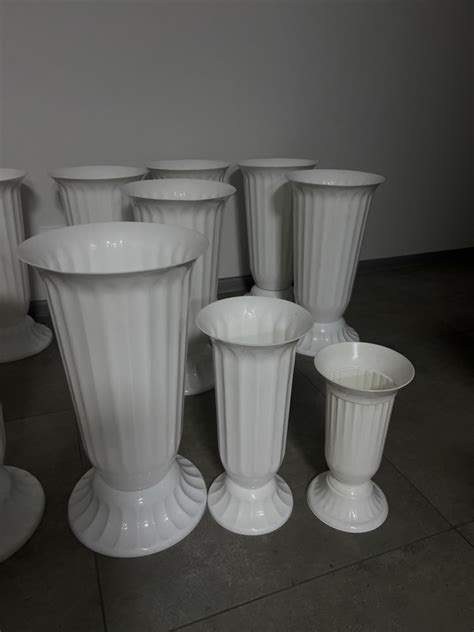 Вази пластикові для квітів 150 грн Інші товари для дому Київ на Olx