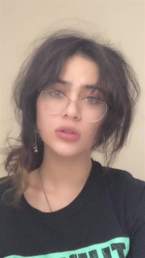 Nika🙈 Chimpgal Tiktok Watch Nika🙈s Newest Tiktok Videos Pretty