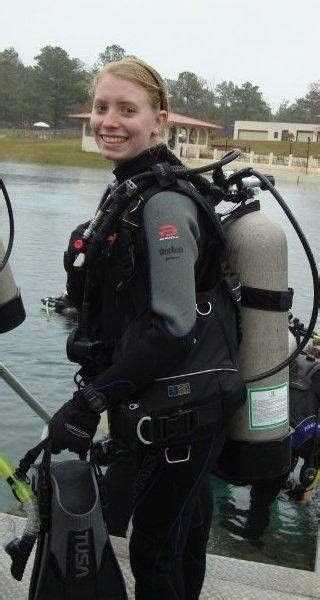Pin By Joep Van Vorstenbos On Wetsuit Girls Scuba Girl Wetsuit Scuba