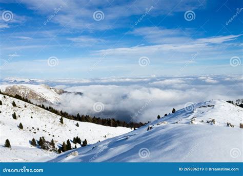 Paisaje Invernal Con Nieve De Los Alpes Imagen De Archivo Imagen De