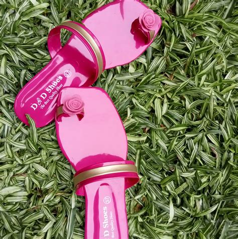 කාන්තා පාවහන්