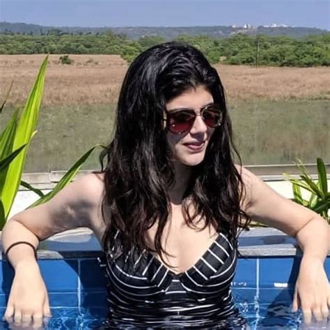 Pin On Sanjana Sanghi