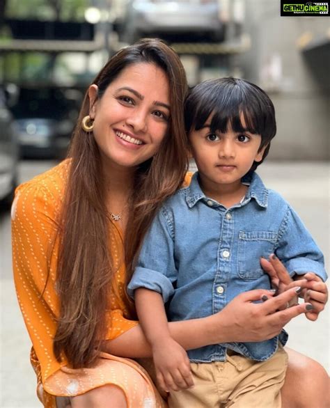 Actress Anita Hassanandani Hd Instagram Photos And Wallpapers November