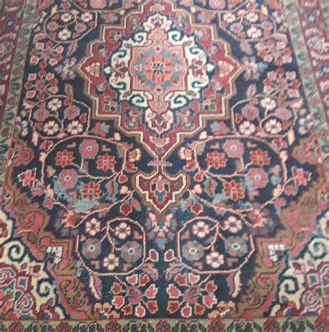 فرش دست بافت