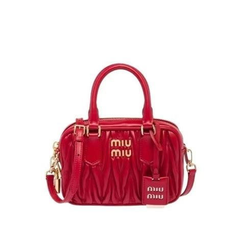 Miu Miu Сумка на плечо кросс боди купить с доставкой по выгодным ценам в интернет магазине