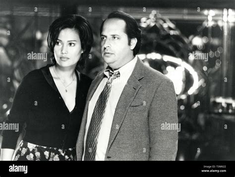 Tia Carrere Und Jon Lovitz Im Film High School High 1996