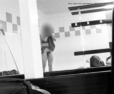 French locker room spy ThisVid 中文