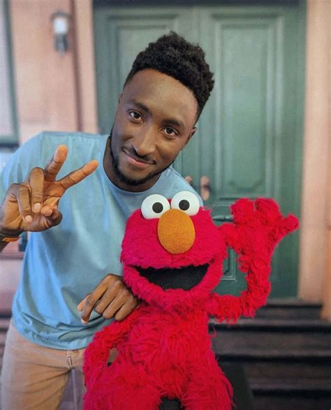 Download Elmos Colorful World