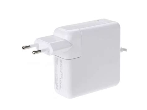 Адаптер под евро розетку для зарядных устройств Apple