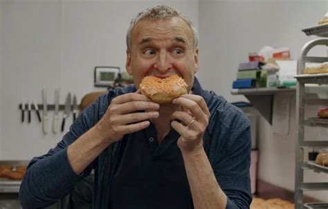 Date Da Mangiare A Phil Perché Dovreste Iniziare La Docuserie